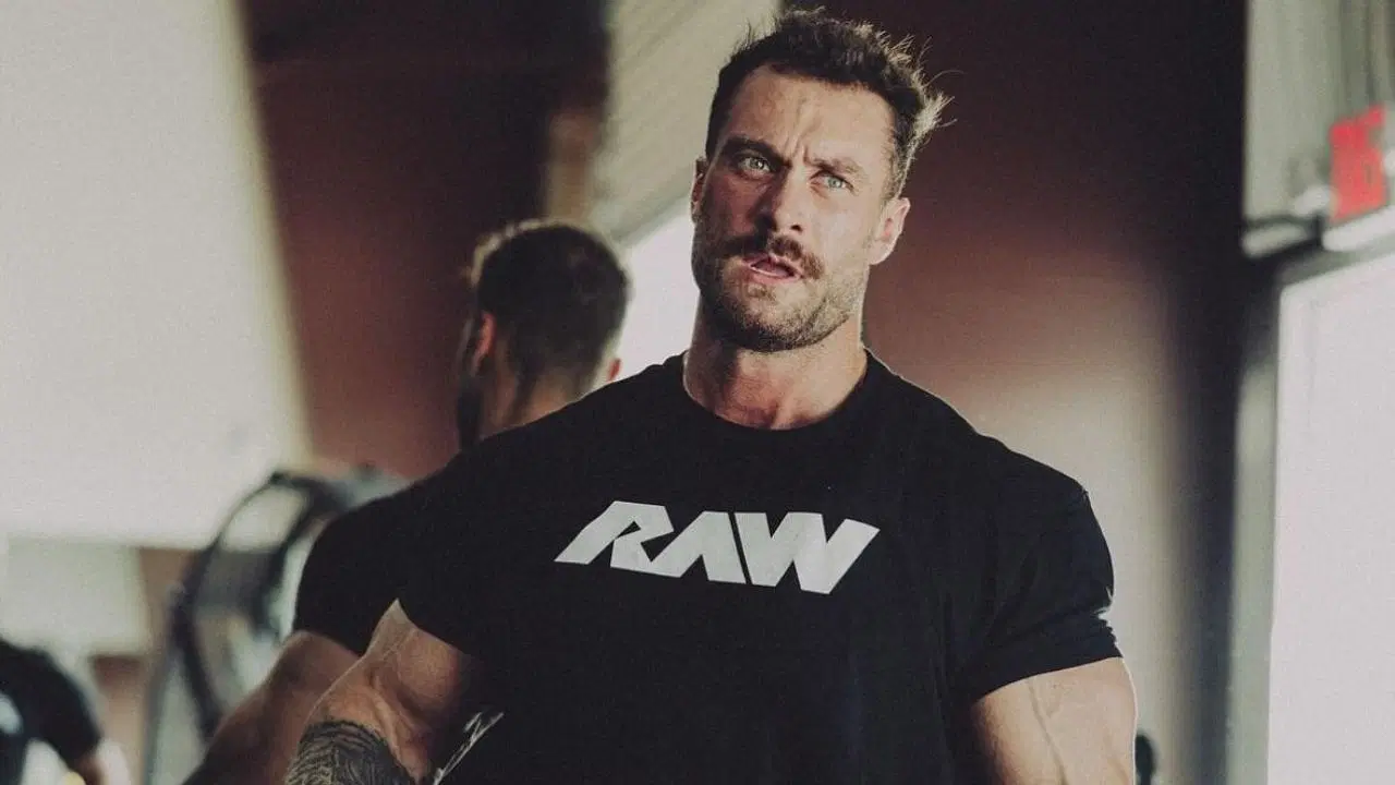 What Is The Age Of Chris Bumstead: The Famous Bodybuilder - News Pioneer